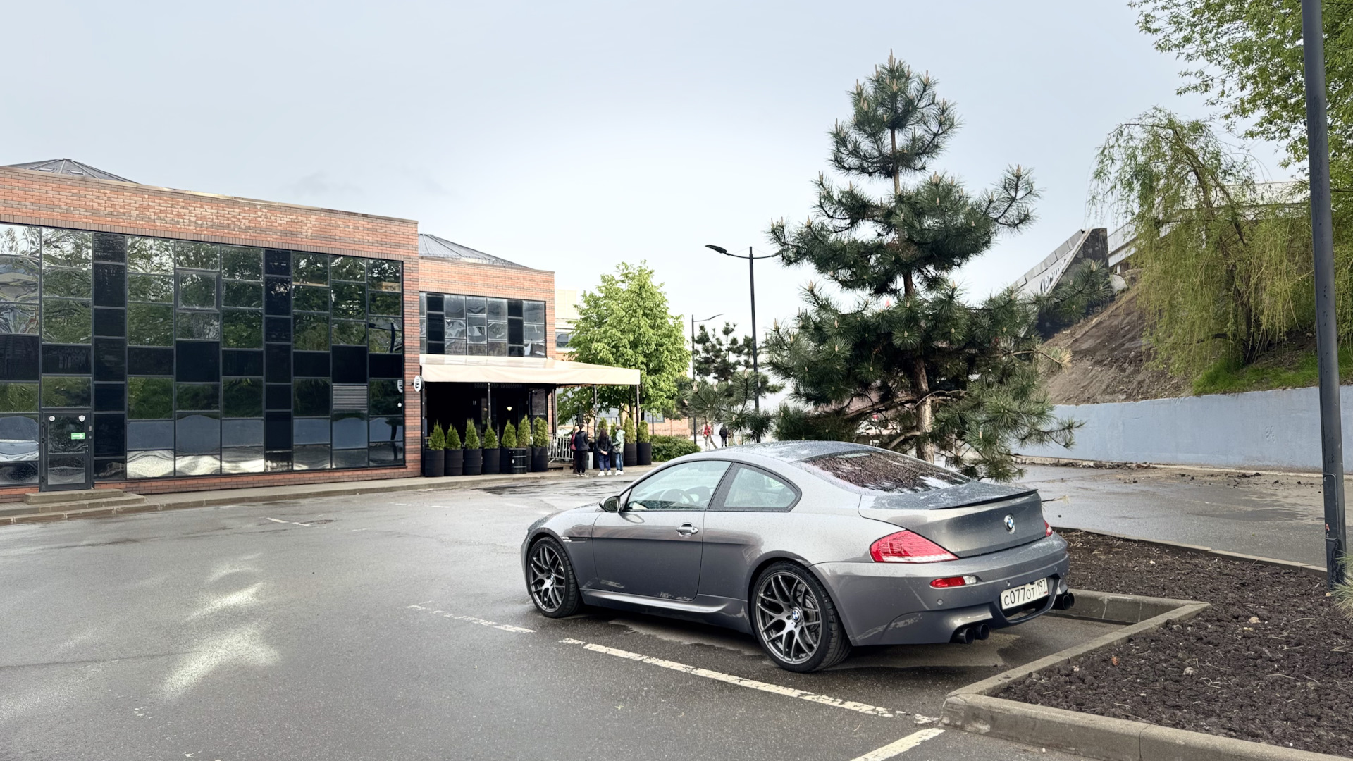 Автоматический привод крышки багажника S316 в Bmw e63 — BMW 6 series (E63), 4,4 л, 2004 года ...