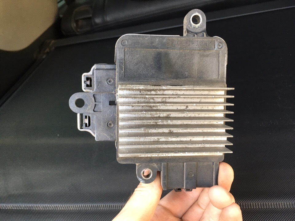 Адаптер U707 для вентиляторов и не только от ALL4SWAP — KIA Sorento (1G ...