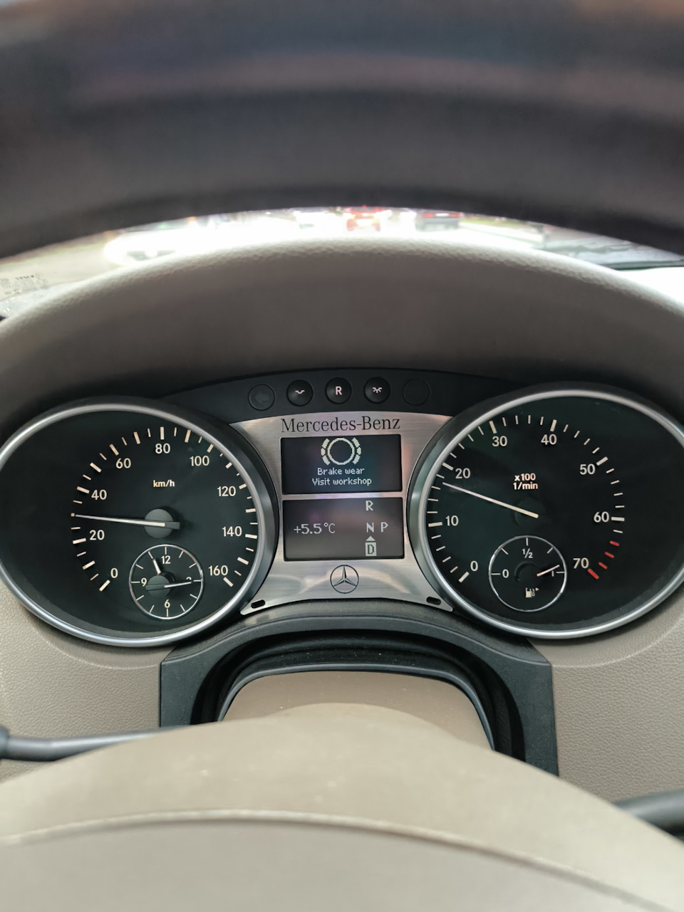 Замена кабеля и датчика износа колодок. — Mercedes-Benz M-Class (W164 ...