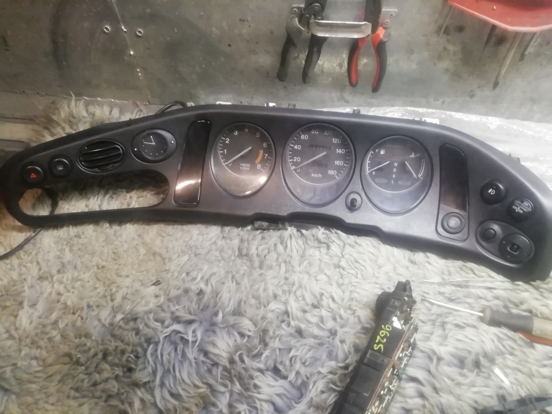 Салон часть 2 — Mazda Sentia, 3 л, 1993 года | своими руками | DRIVE2