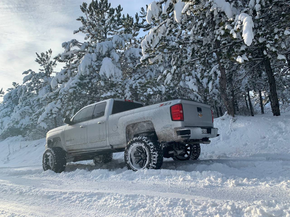 Let it snow — Chevrolet Silverado (K2XX), 5,3 л, 2018 года | покатушки ...