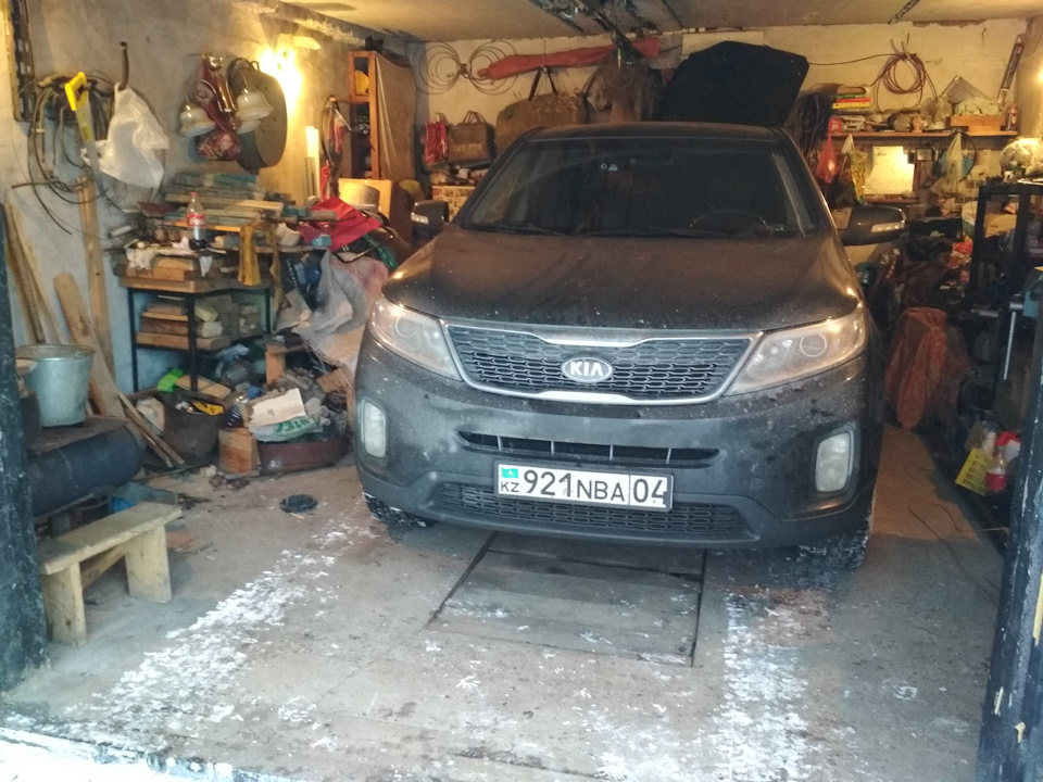 Замена жидкости ГУР — KIA Sorento (2G), 2,4 л, 2013 года | своими ...