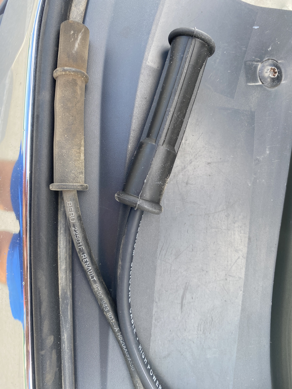 8200943801 Комплект проводов зажигания 4 шт RENAULT | Запчасти на DRIVE2