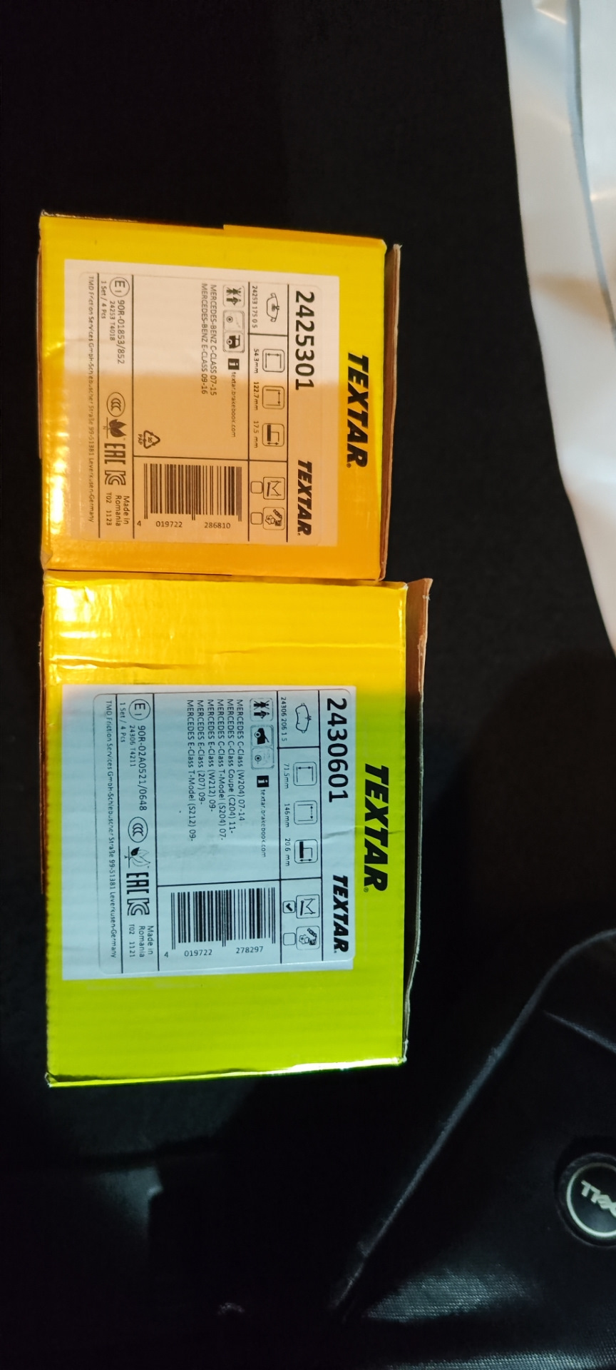 Замена тормозных колодок — Mercedes-Benz C-Class (W204), 3 л, 2009 года ...