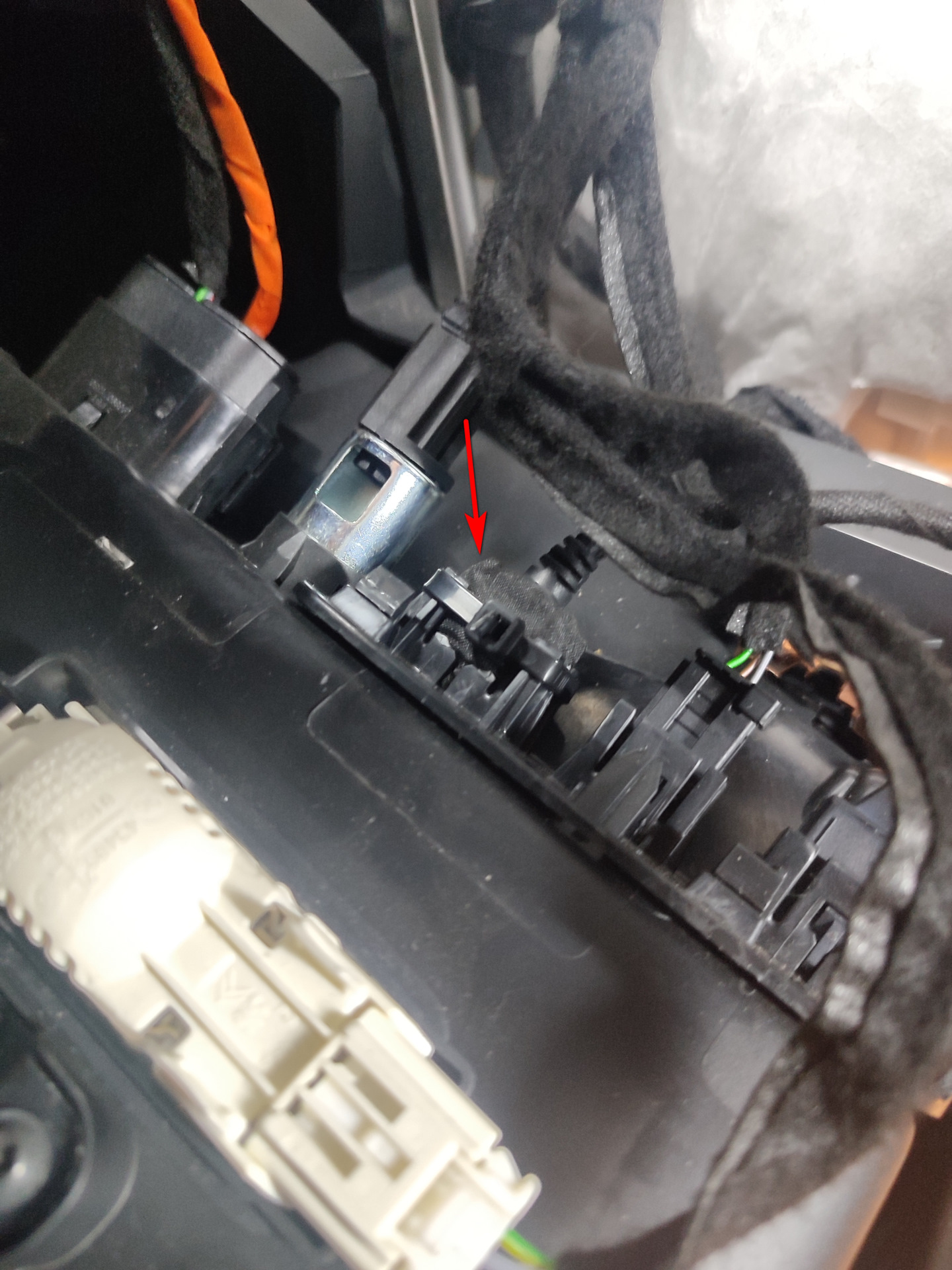 USB №2 и встреча водителя — Citroen Grand C4 Picasso (2G), 1,6 л, 2018 ...