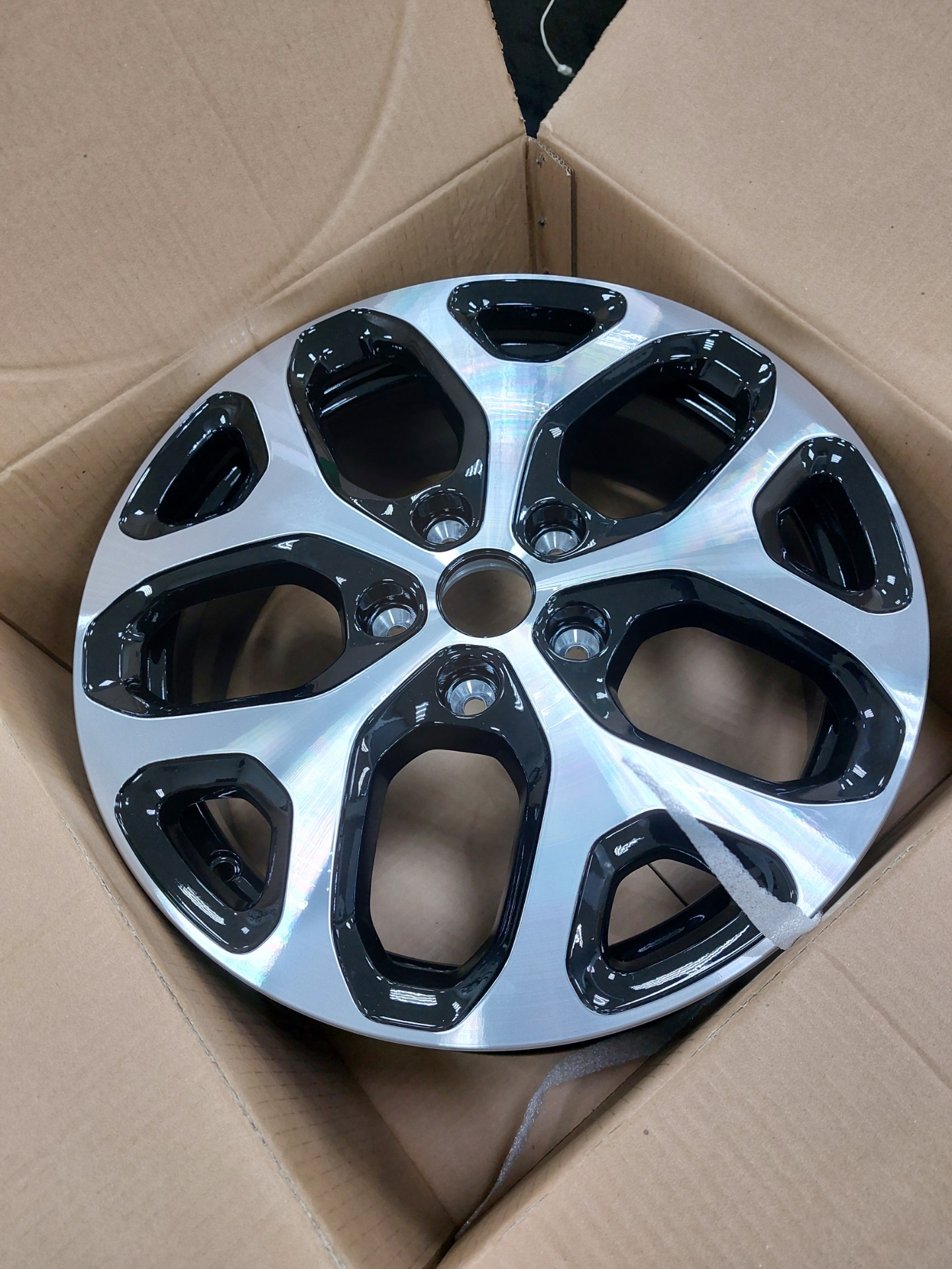 Собрал комплект летних колёс. — Renault Kaptur (2016), 2 л, 2017 года ...