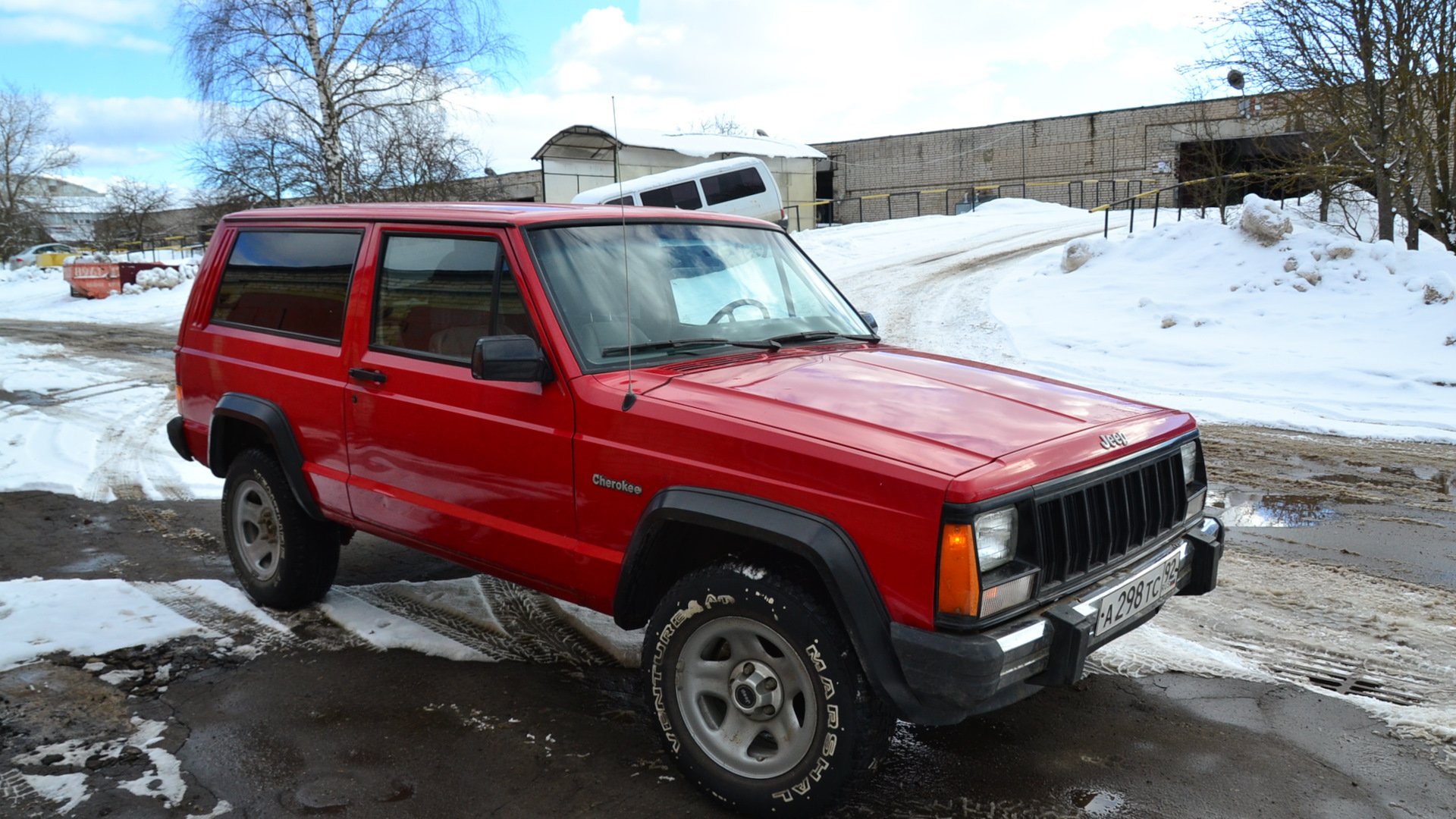Jeep Cherokee (XJ) 2.5 бензиновый 1992 | 10.92 flame red на DRIVE2