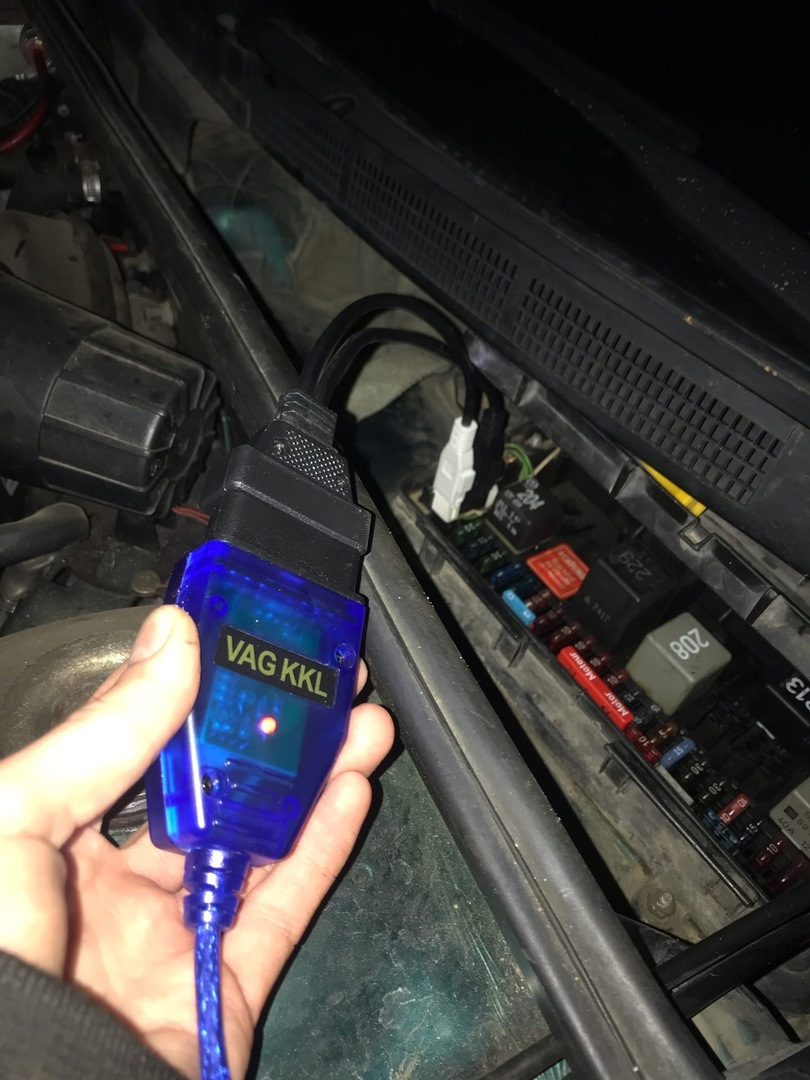 Диагностика Audi 80 B4 Vag Com Kkl Vag 2x2 — Audi 80 B4 2 л 1994