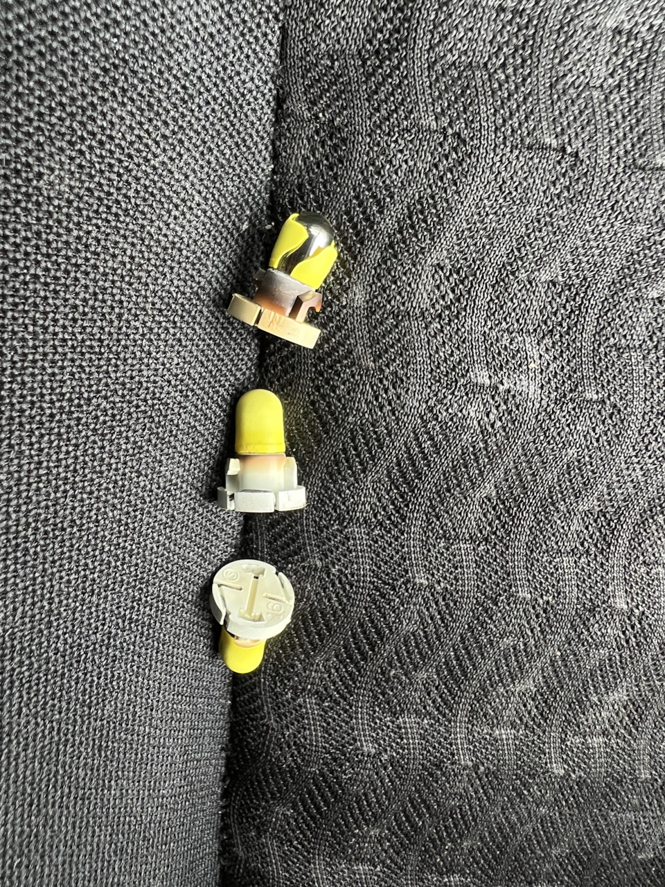 Замена горловины и лампочек управления печки — Toyota Corolla (140/150 ...