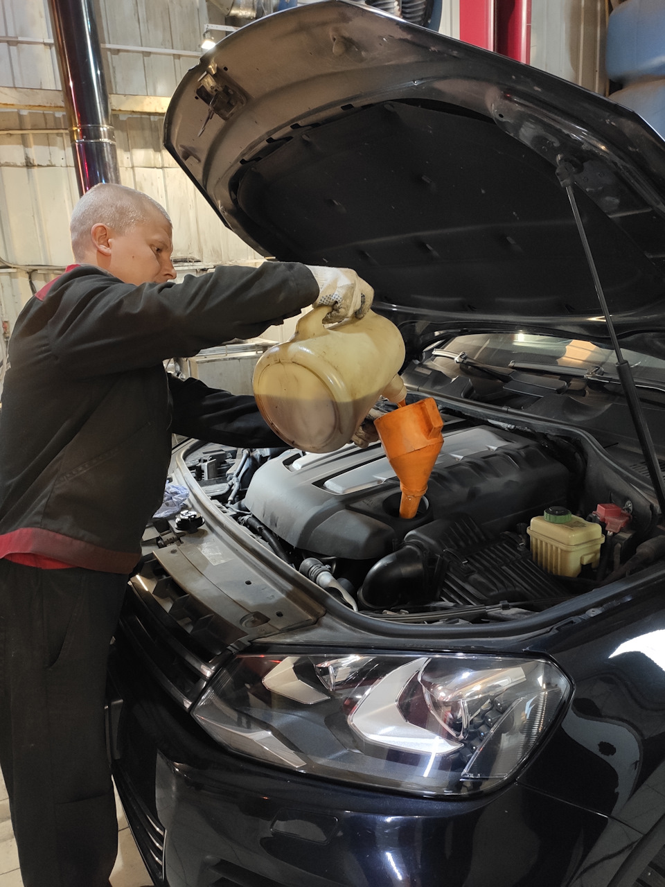 1ая Замена масла в CKDA 4.1 V8TDI — Volkswagen Touareg (2G), 4,1 л ...