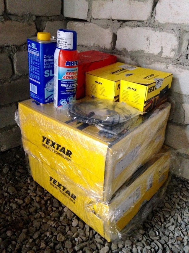 Проточка тормозных дисков "Textar" — BMW X3 (E83), 3 л, 2005 года | визит на сервис | DRIVE2