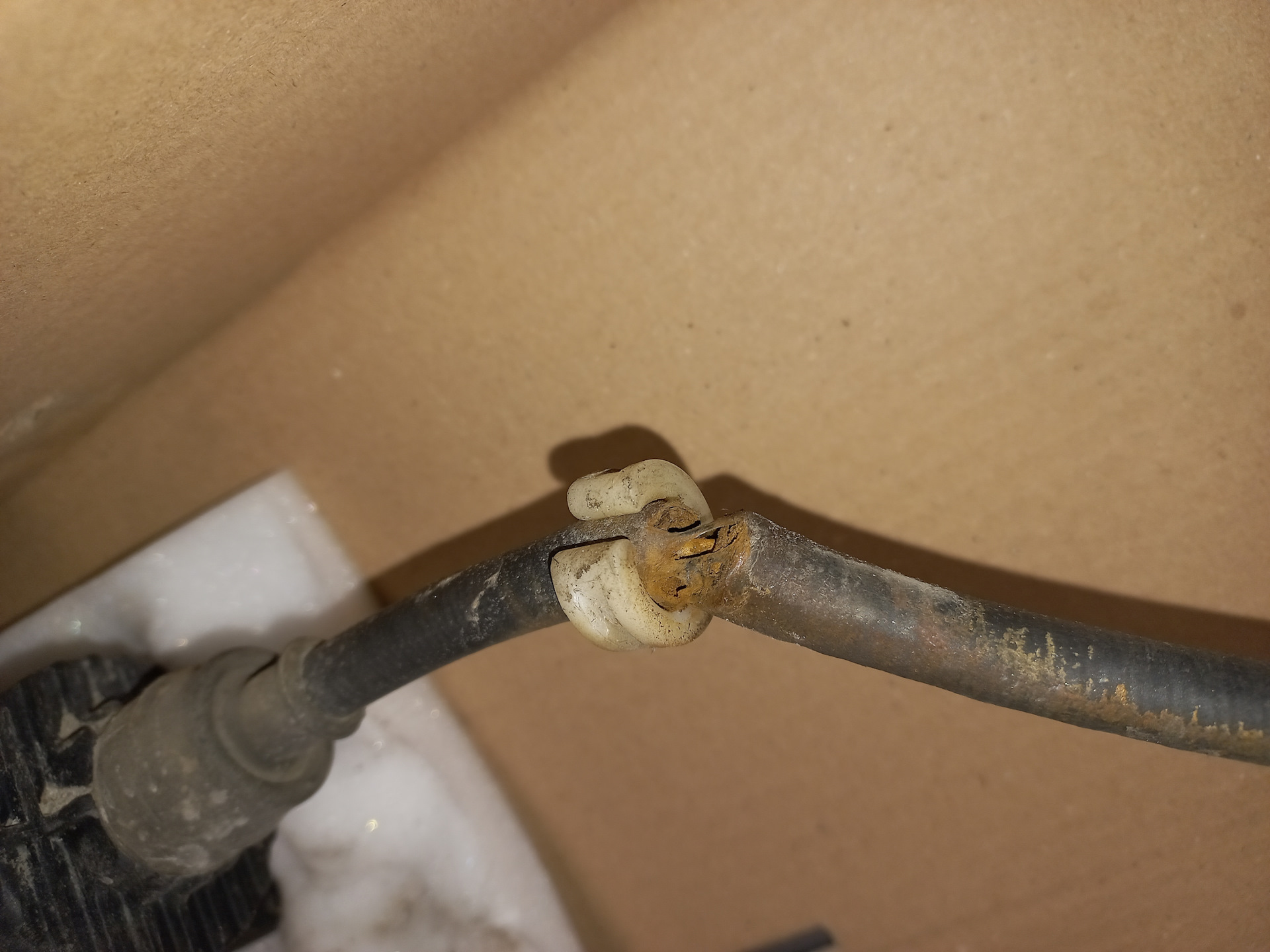 Стояночный тормоз. На этот раз регулировка не спасла :( — Mercedes-Benz ...