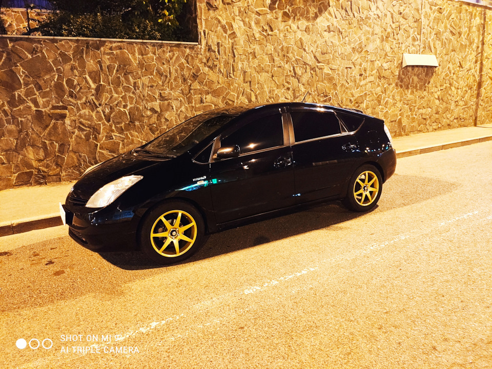 RAYS VERSUS SS7 — Toyota Prius (20), 1,5 л, 2009 года | колёсные диски ...