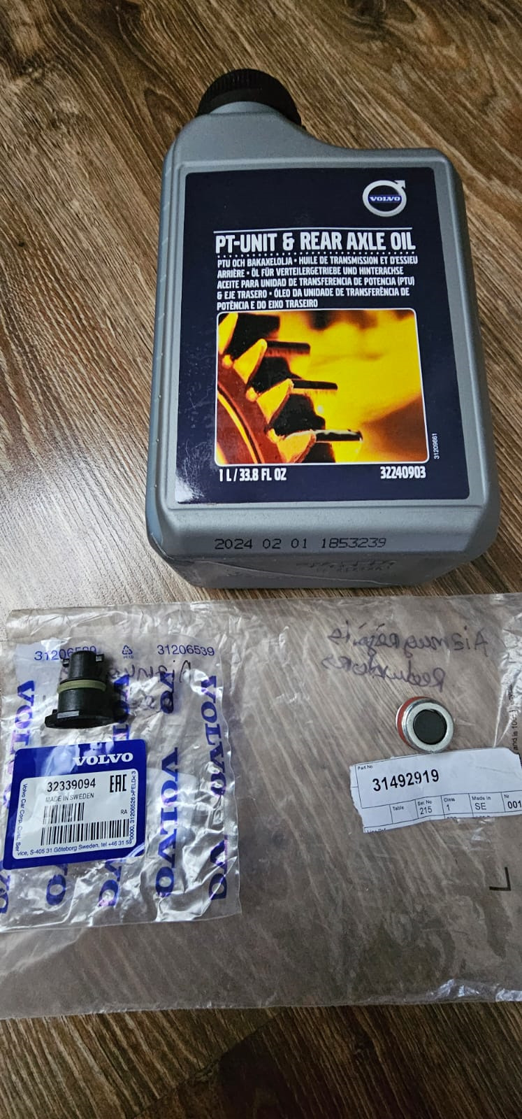 32240903 Transmission Oil. Bevel Gear. Final Drive. 1 l. Volvo ...