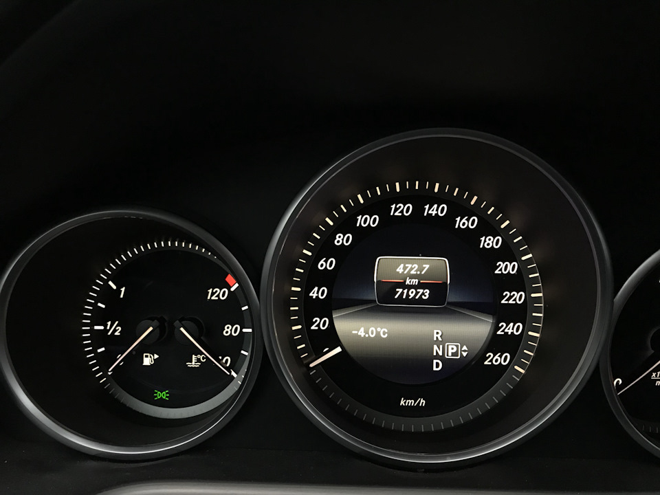 Замена сальника раздатки X166 (с off-road пакетом) — Mercedes-Benz GL ...