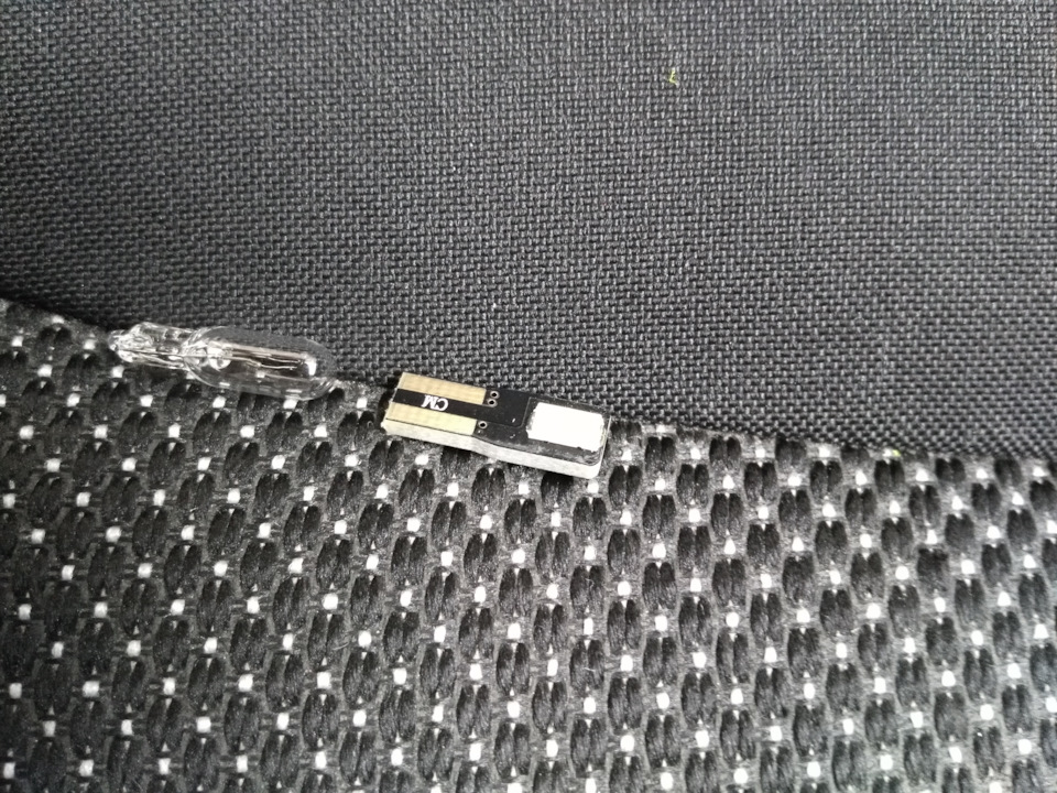 LED в салоне — MINI One Mk II, 1,6 л, 2010 года | стайлинг | DRIVE2