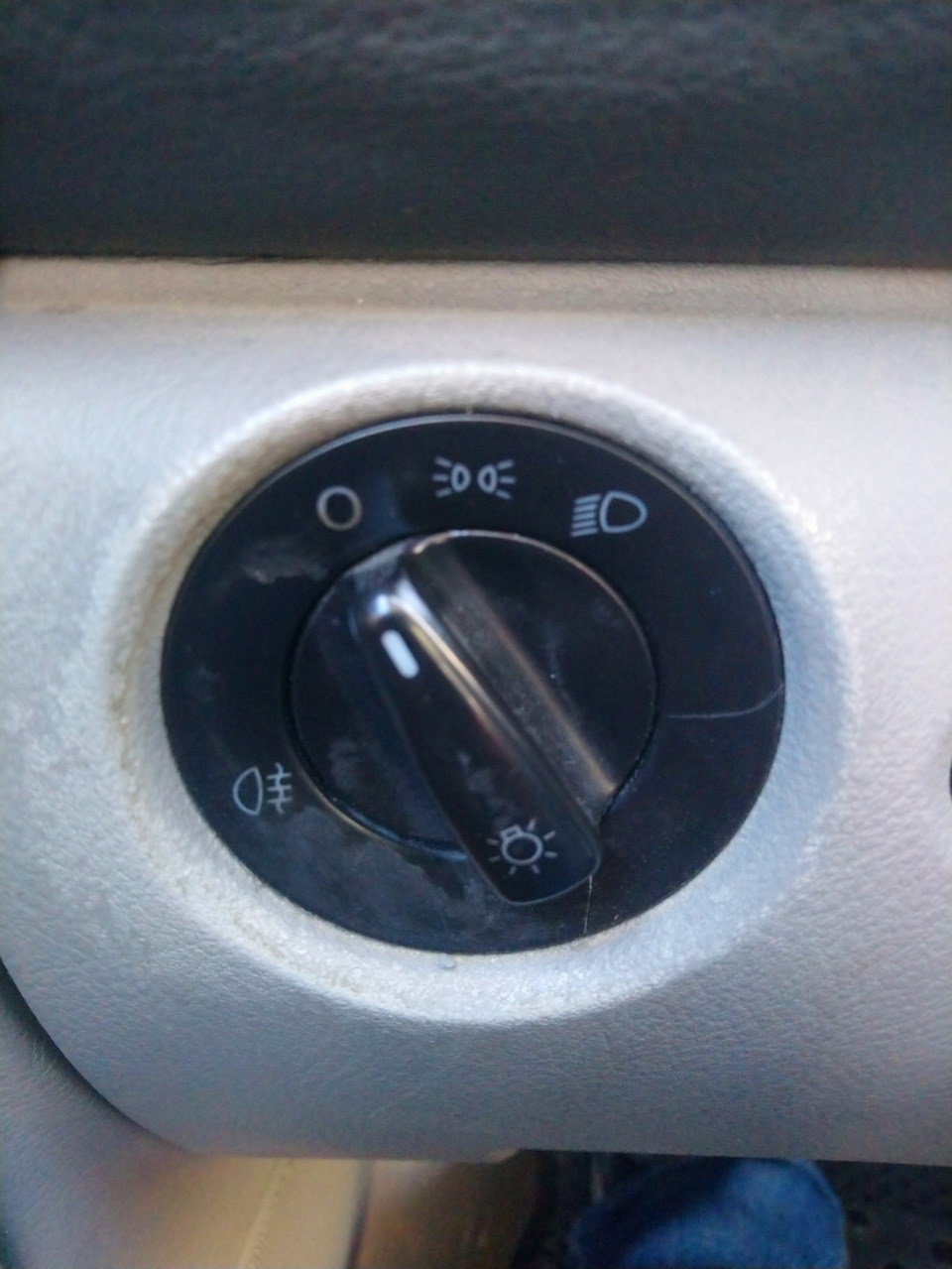 Подскажите пожалуйста? — Volkswagen Passat B5, 1,8 л, 2004 года ...