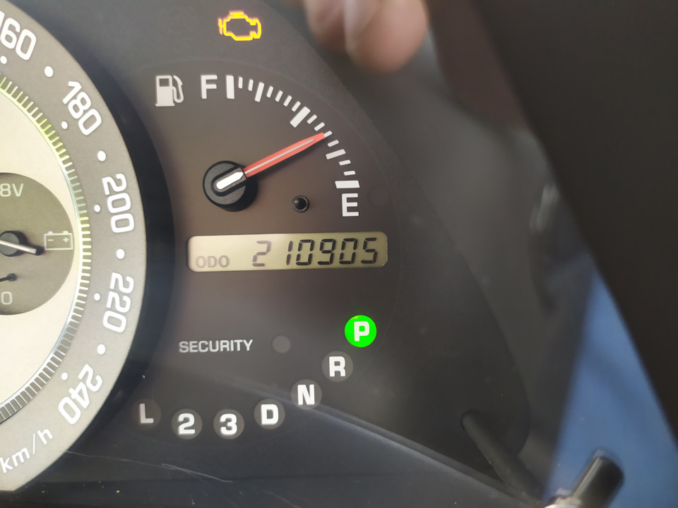 Промывка впуска(коллектор, дроссель, гофра) — Toyota Vitz (90), 1,5 л ...