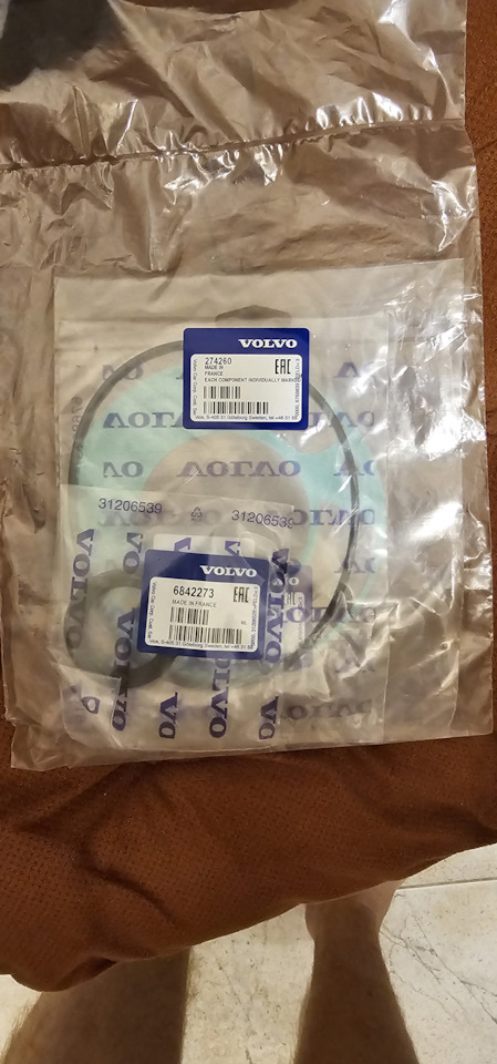 Volvo 274260 комплект прокладок ( 6842273, 1275404, 981204) на Volvo ...