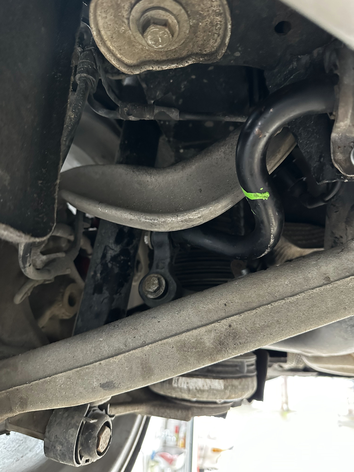 Установка стабилизаторов от Audi Q5/SQ5 на Audi A6 C7 — Audi A6 (C7), 2 ...