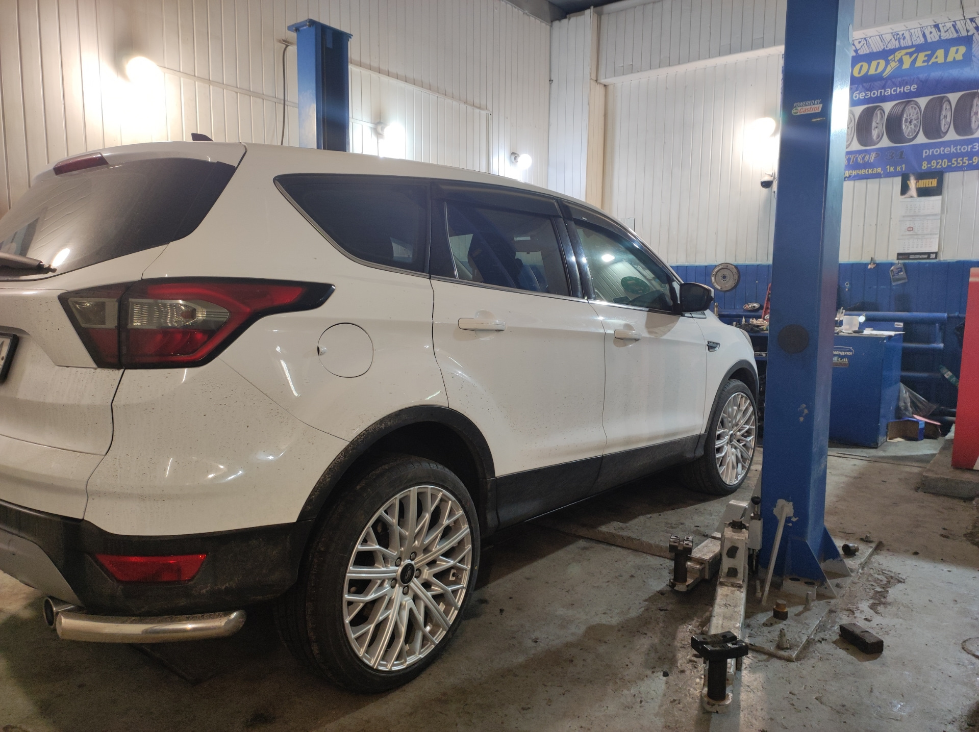 Частичная замена масла в акпп — Ford Kuga (2G), 2,5 л, 2017 года | визит на сервис | DRIVE2