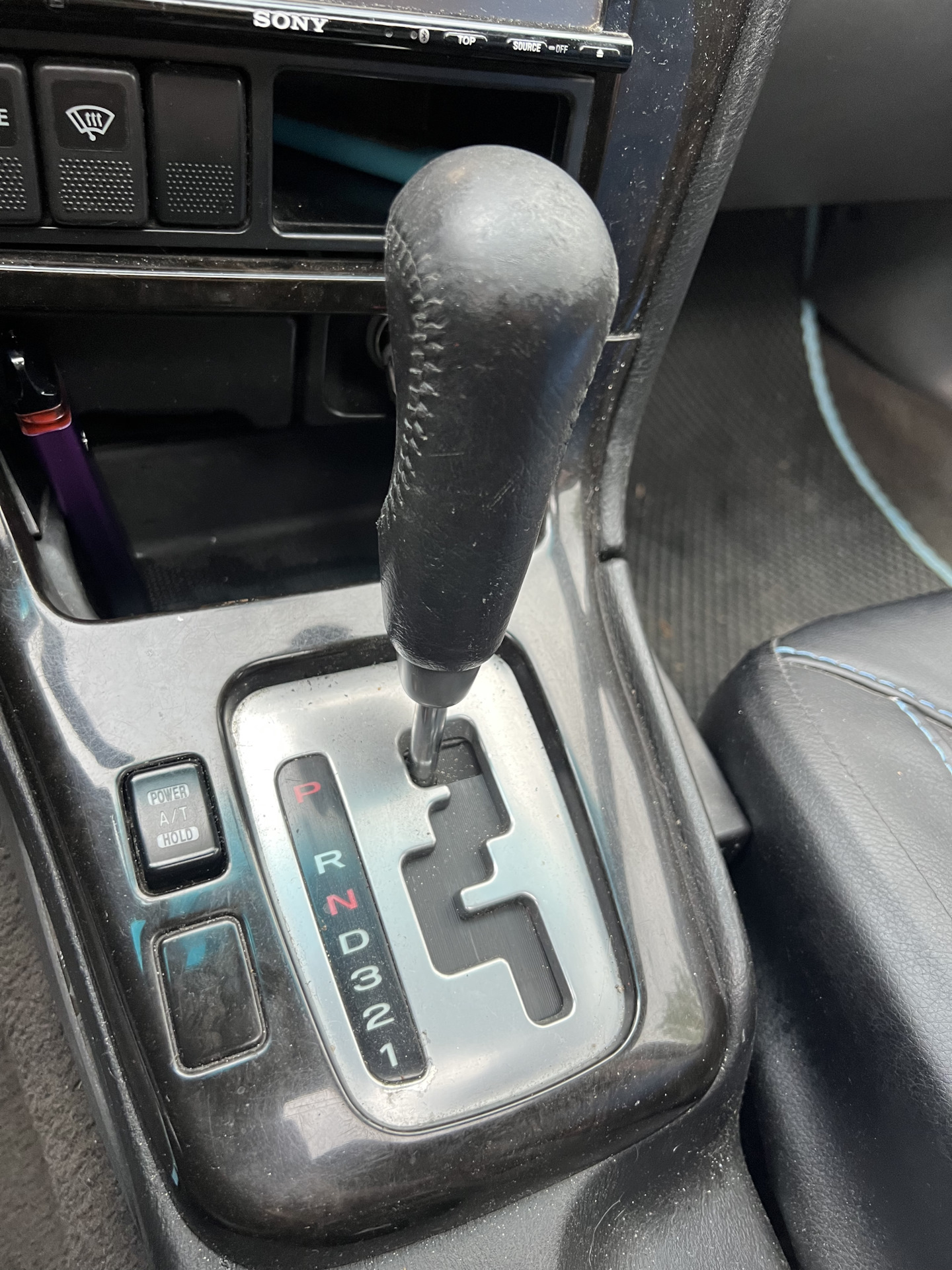 Ручка КПП — Subaru Outback (BH), 2,5 л, 2002 года | аксессуары | DRIVE2