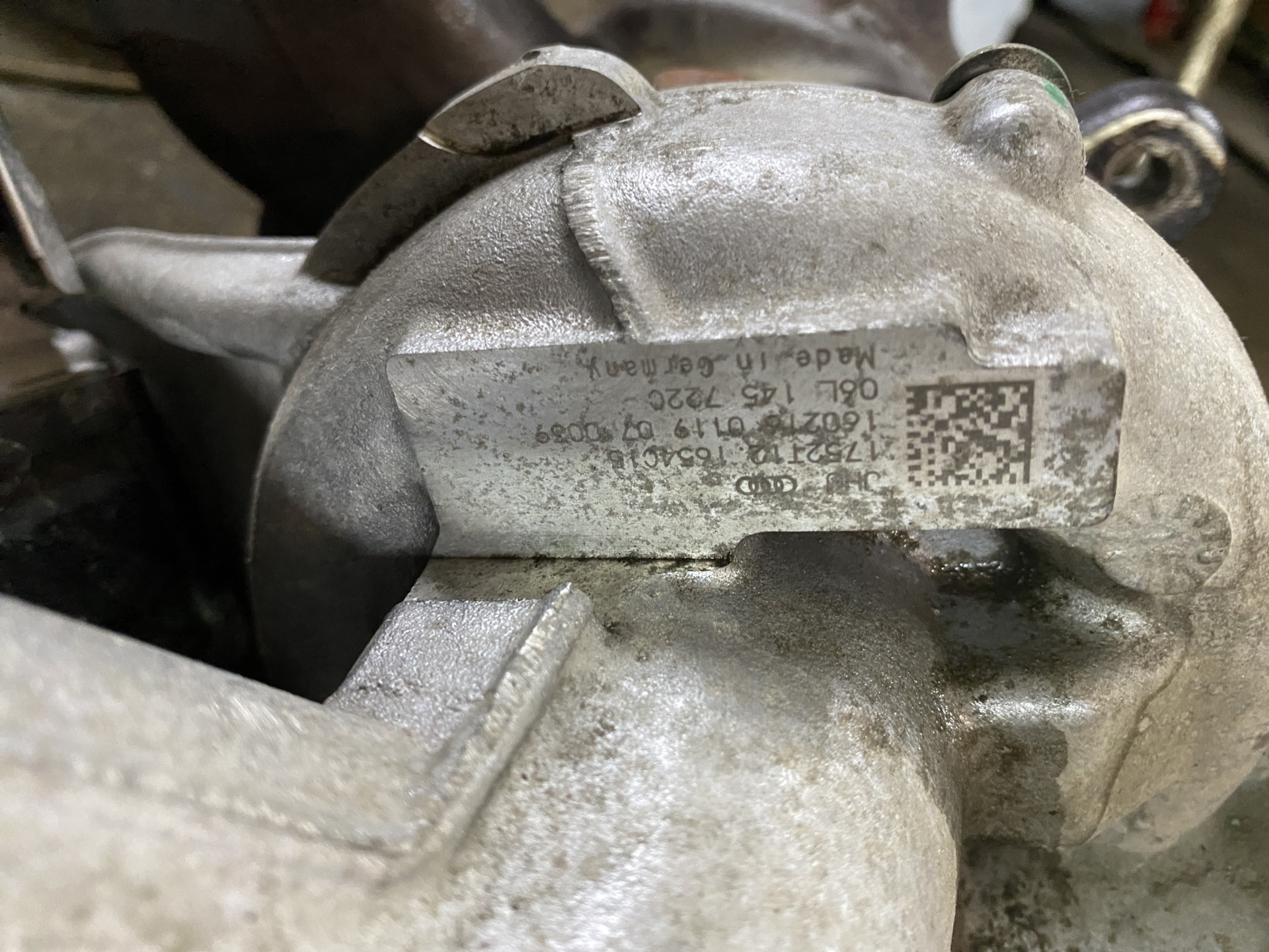 Замена турбины IHI IS 20 — 06l145722S от Q5 FY — Audi Q5 (1G), 2 л ...