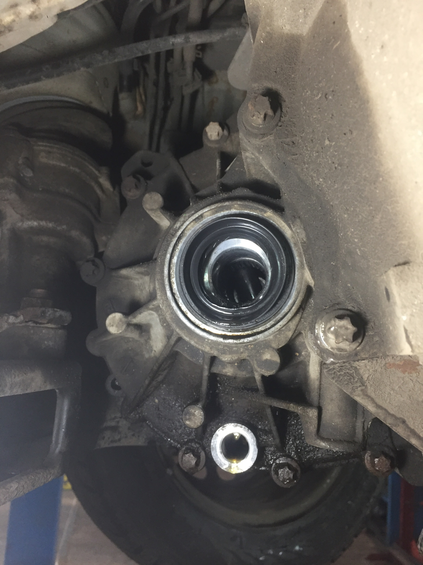 Ремонт ходовой, выхлопной и трансмиссии — Mitsubishi Colt VI, 1,3 л ...