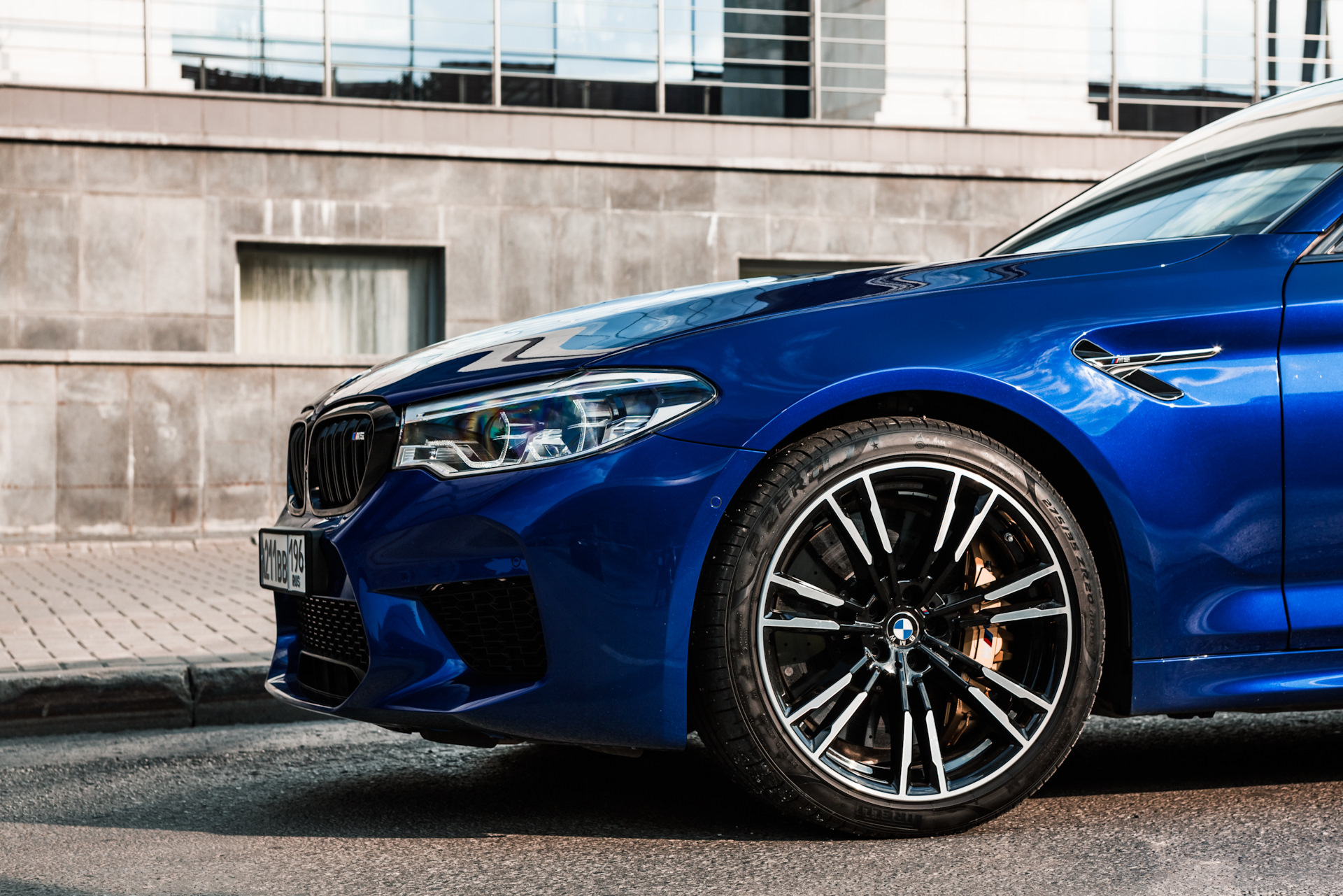 Фото — BMW M5 (F90), 4,4 л, 2018 года | фотография | DRIVE2