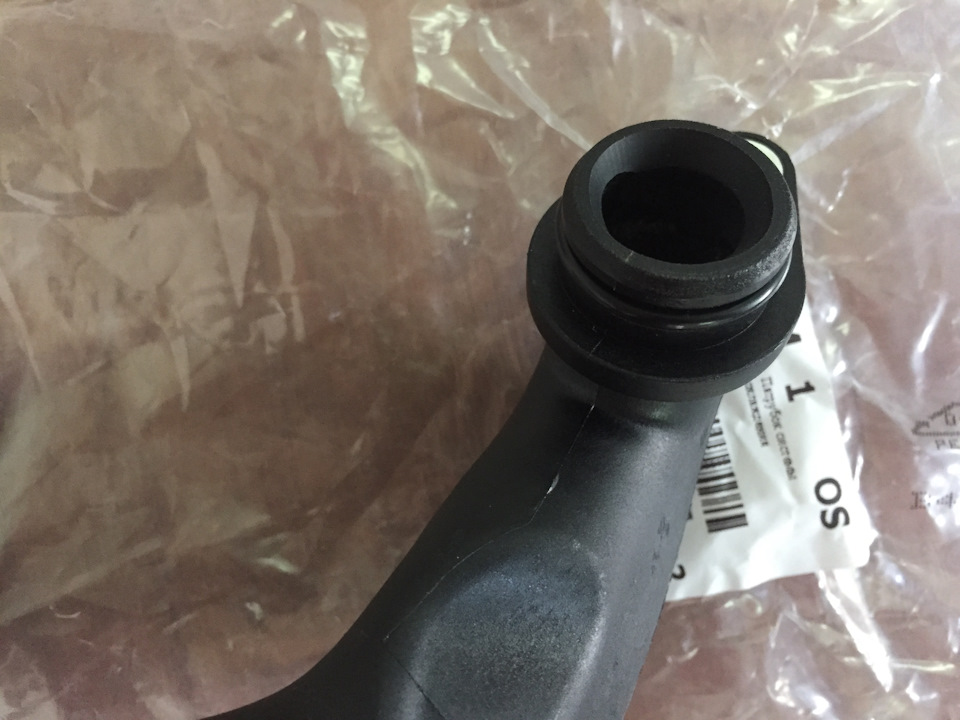 Замена патрубка (Пластик) охлаждающей жидкости A 271 200 15 52 ...