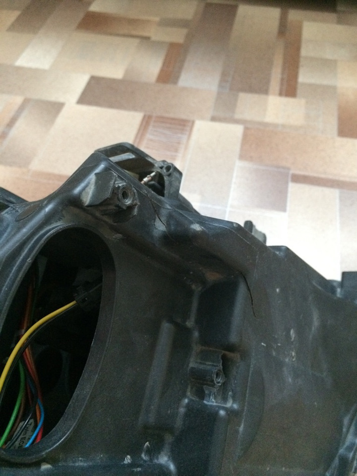 63117161668 Биксеноновая фара П BMW | Запчасти на DRIVE2