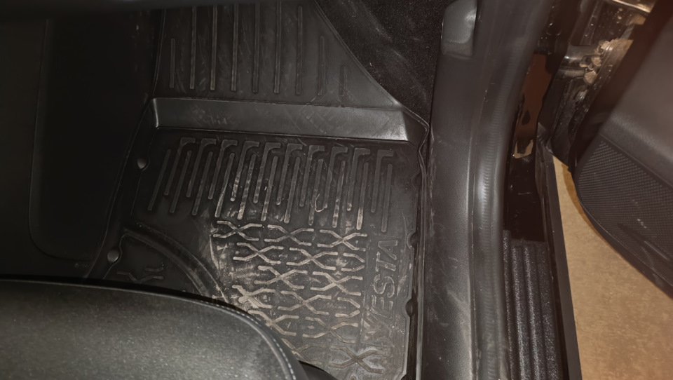 Коврики в салон резиновые Лада Веста под ЕВА (ячейки ромб), REZKON и ...