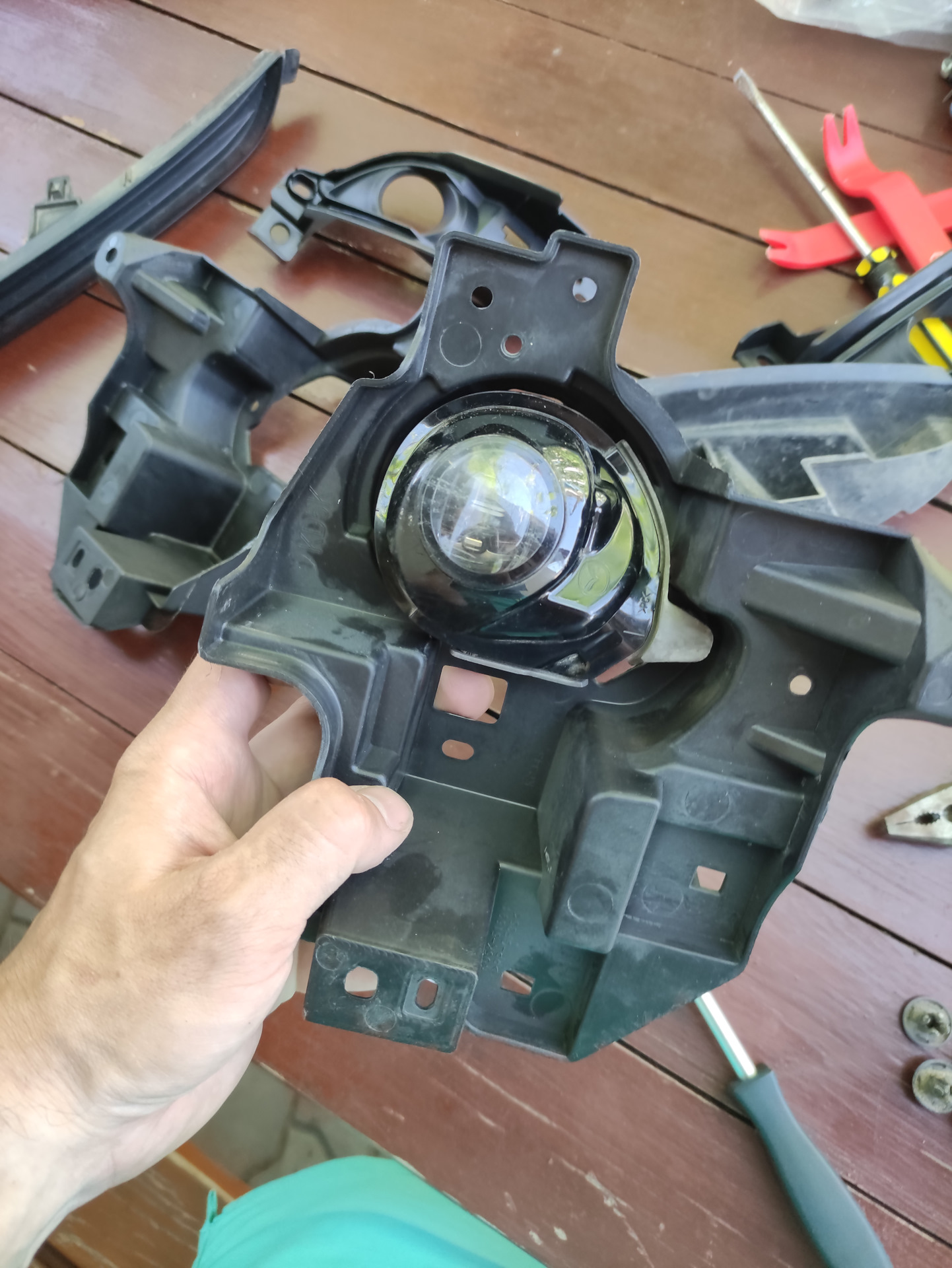 Установка передних ПТФ — Mazda CX-5 (2G), 2 л, 2018 года | своими ...