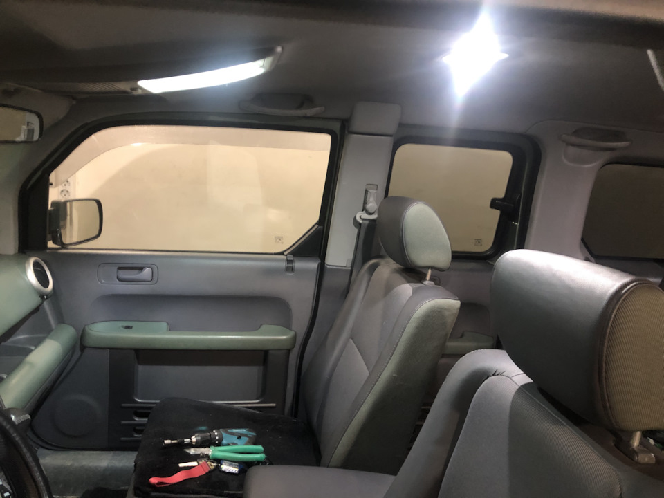 Led в салоне — Honda Element, 2,4 л, 2003 года | аксессуары | DRIVE2