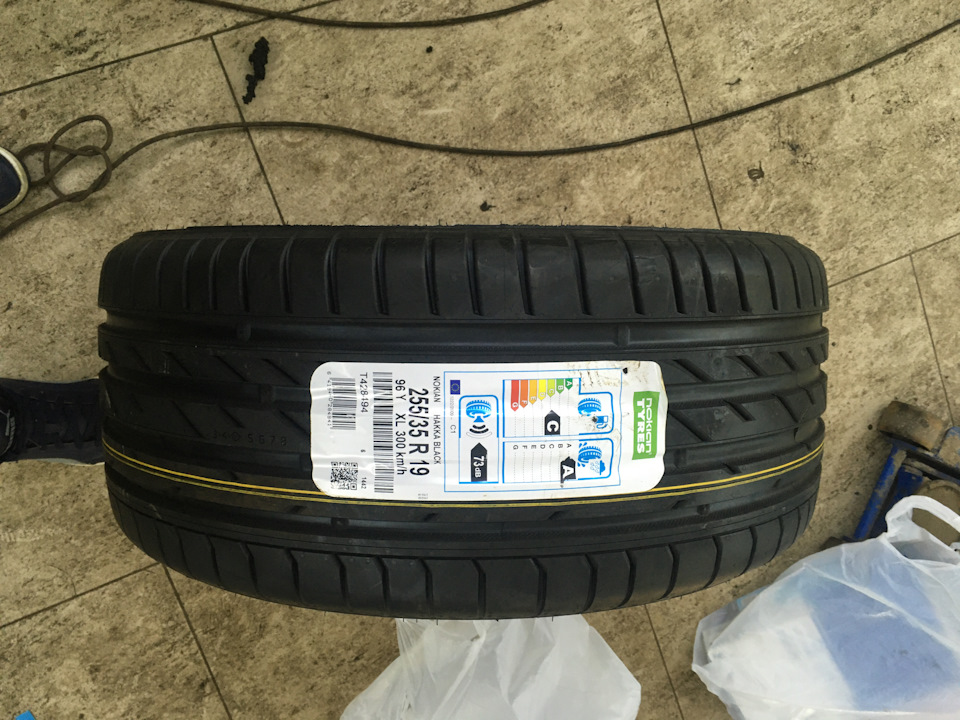 К лету комплект готов. — Audi A5 (1G), 3 л, 2007 года | шины | DRIVE2