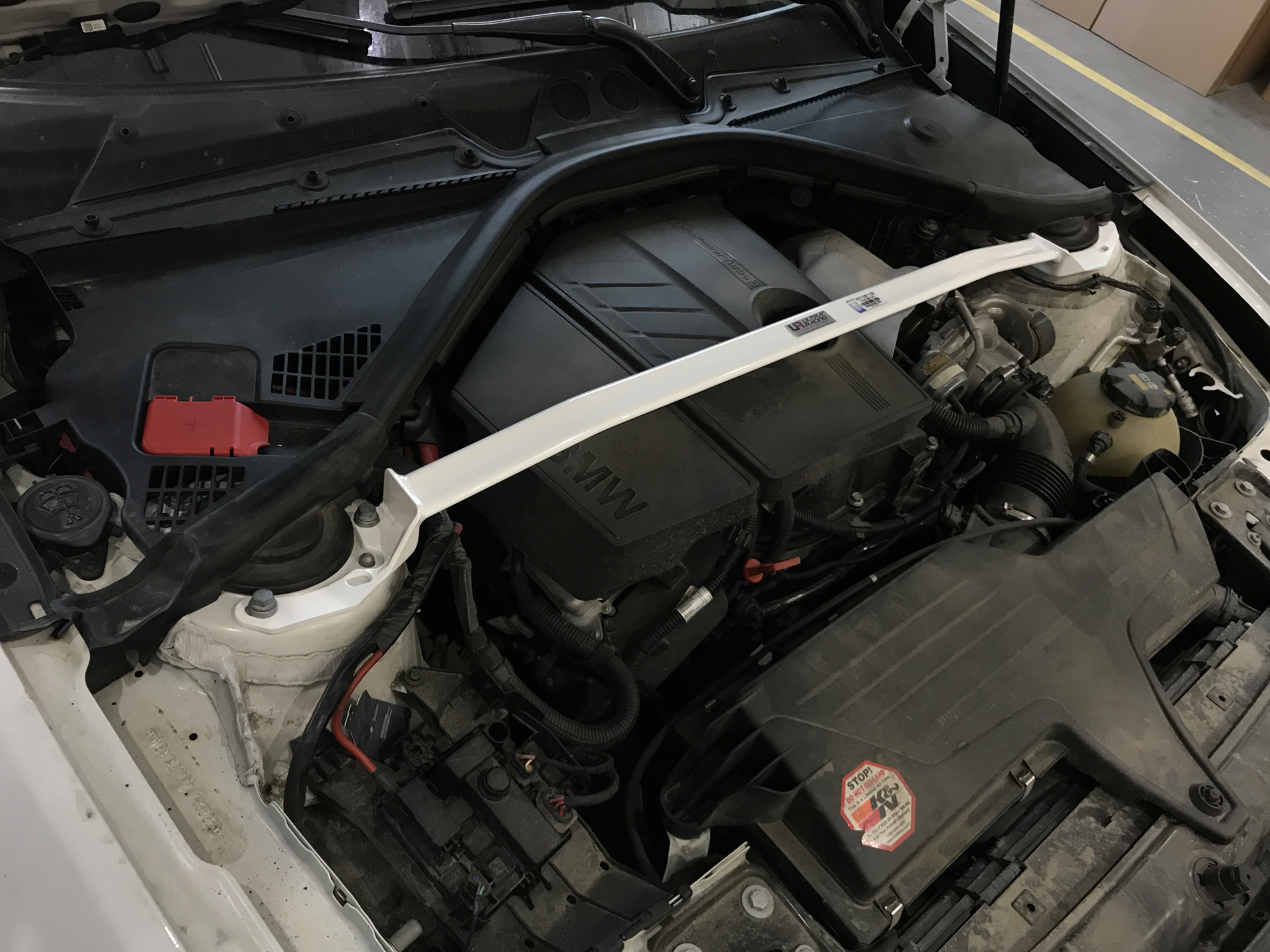 Распорка Ultra Racing BMW F20 — BMW 1 series (F20), 1,6 л, 2012 года ...