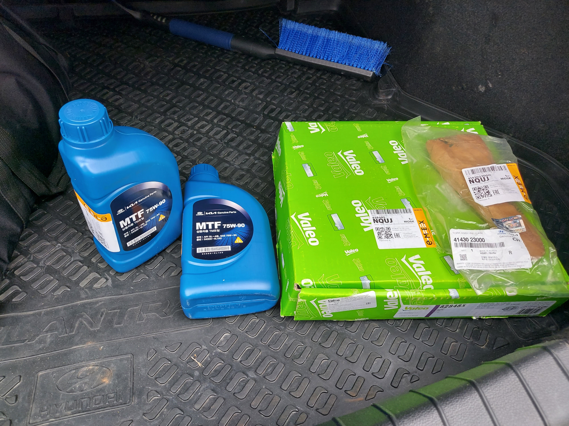 Замена комплекта сцепления — Hyundai Elantra (6G), 1,6 л, 2018 года ...