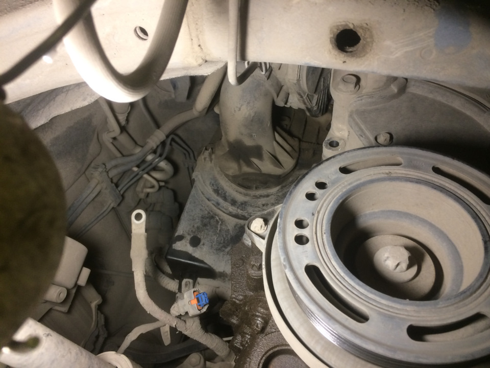 Замена шкива генератора — Opel Astra J, 1,6 л, 2012 года | поломка | DRIVE2