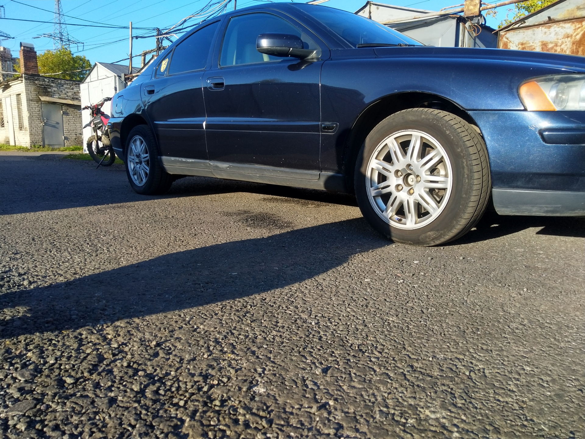 YX140, подняло ГБЦ. Лифт шисятки! — Volvo S60 (1G), 2,5 л, 2006 года ...