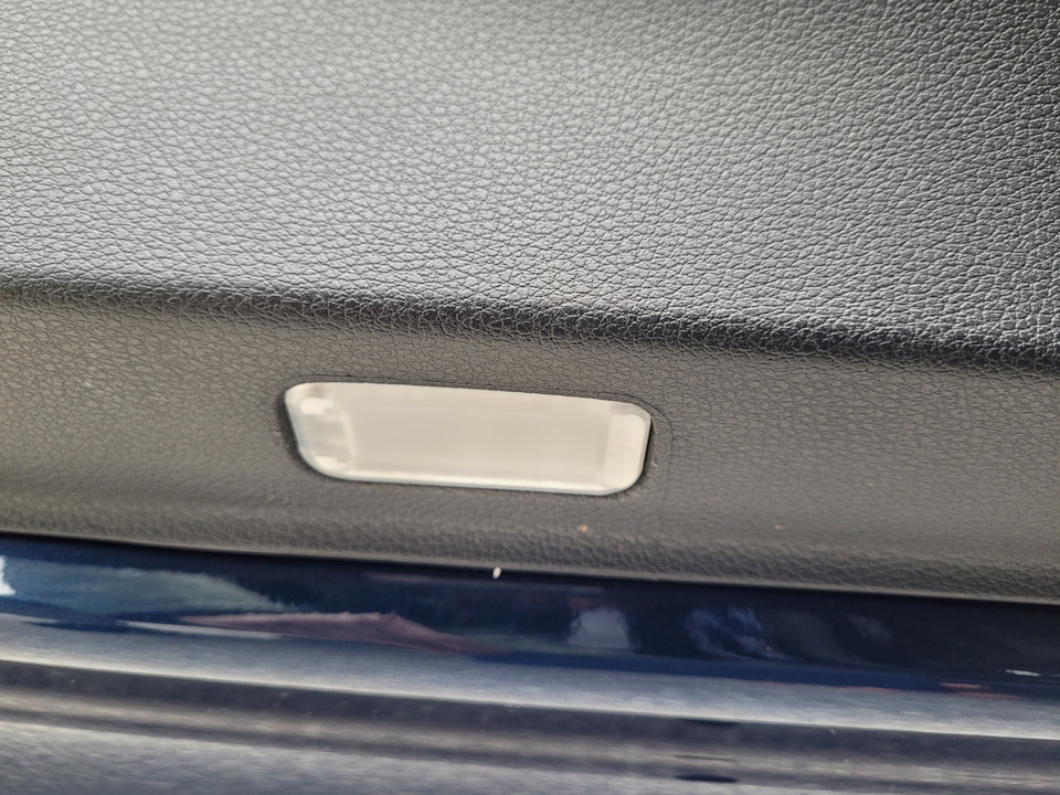 Door entry light 760947409B super bright from Id.3 — Audi A3 (8V), 1,4 ...