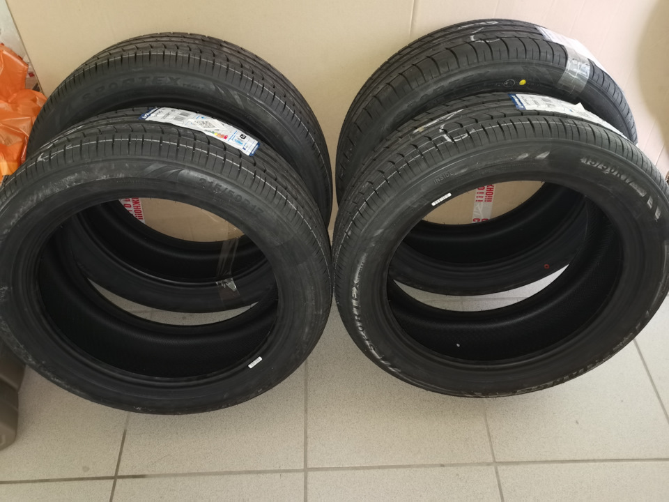 Triangle Sportex TSH11 / Sports TH201 215/50 R17 — Honda Accord (7G), 2 ...