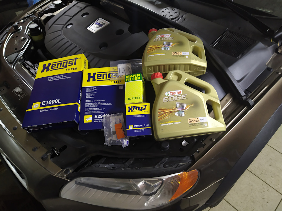 Первое ТО после покупки — Volvo XC70 III, 2,4 л, 2012 года | плановое ...