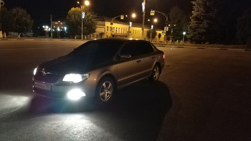 Тонировка!) — Skoda Superb Mk2, 1,8 л, 2012 года | стайлинг | DRIVE2