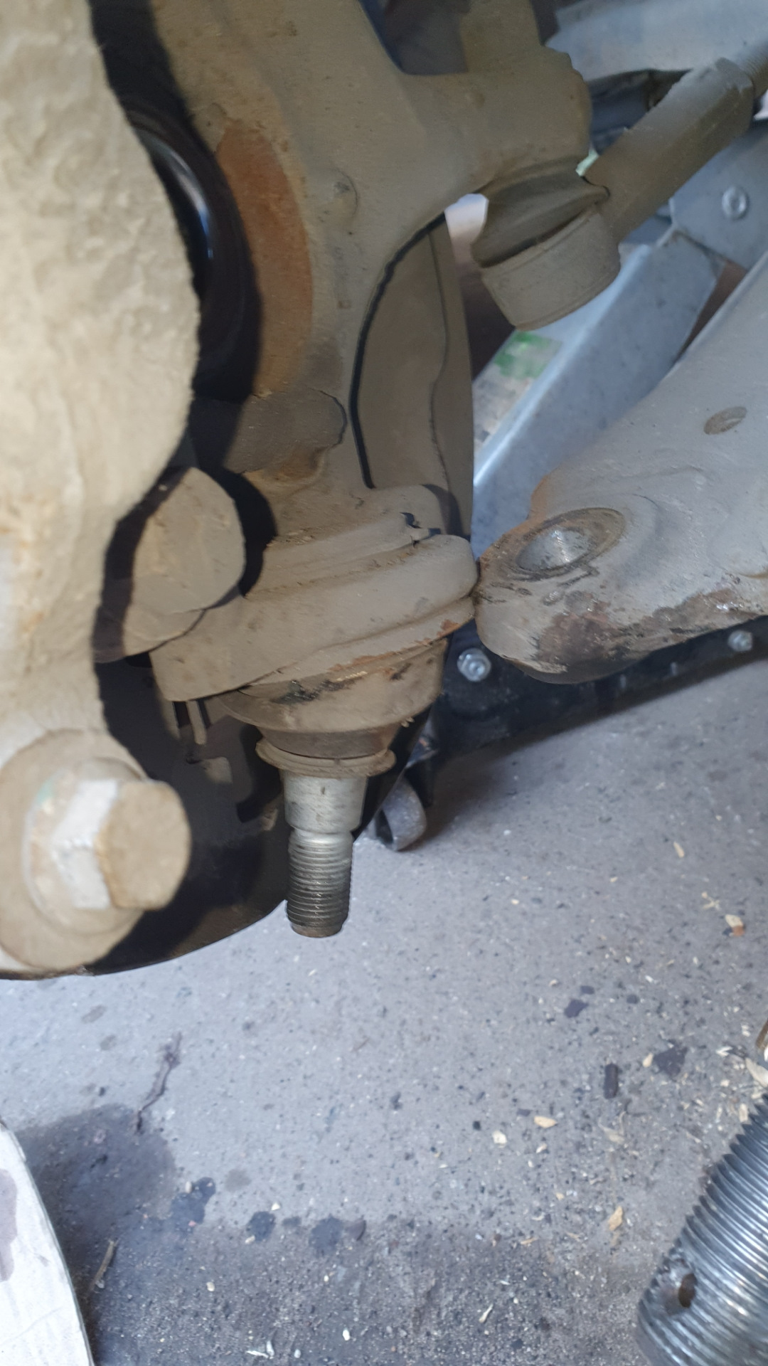 Замена подвесного подшипника. — Ford Transit (8G), 2,2 л, 2018 года ...