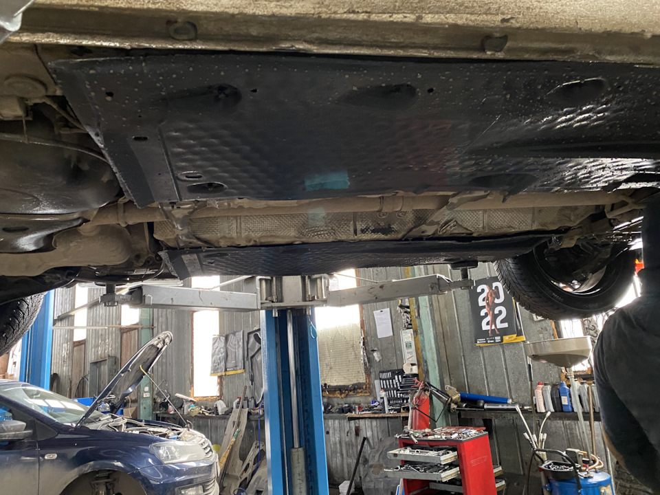 Опрессовка впуска, замена ремня генератора и передних колодок — Skoda ...