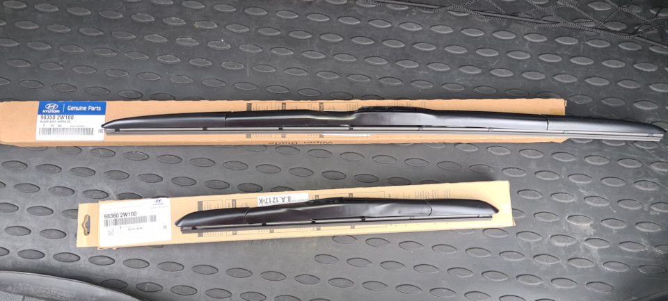 Замена щеток стеклоочистителей лобовухи — Hyundai Grand Santa Fe, 3 л ...