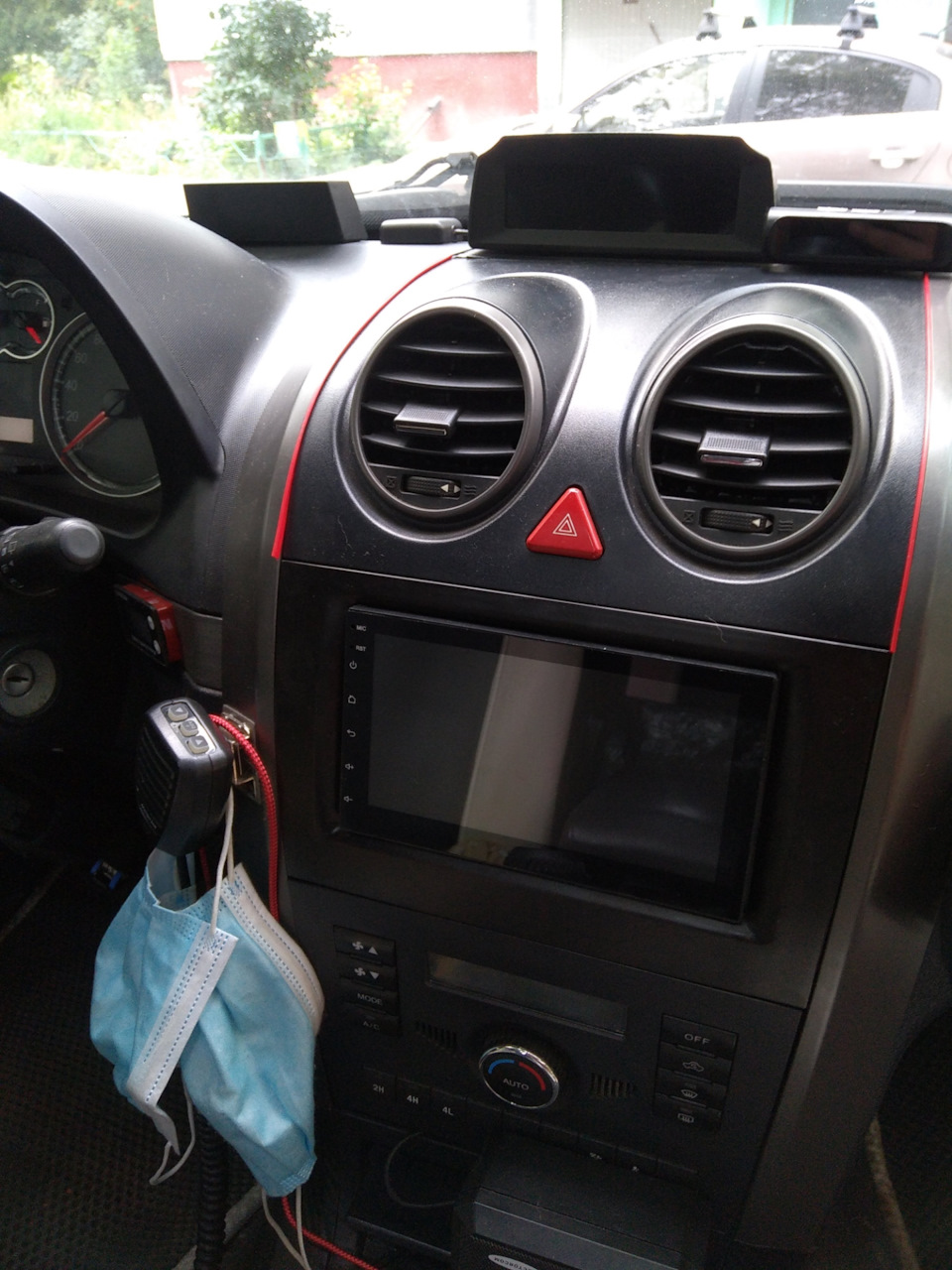 Dolbit normalno — Great Wall Hover, 2 л, 2013 года | автозвук | DRIVE2