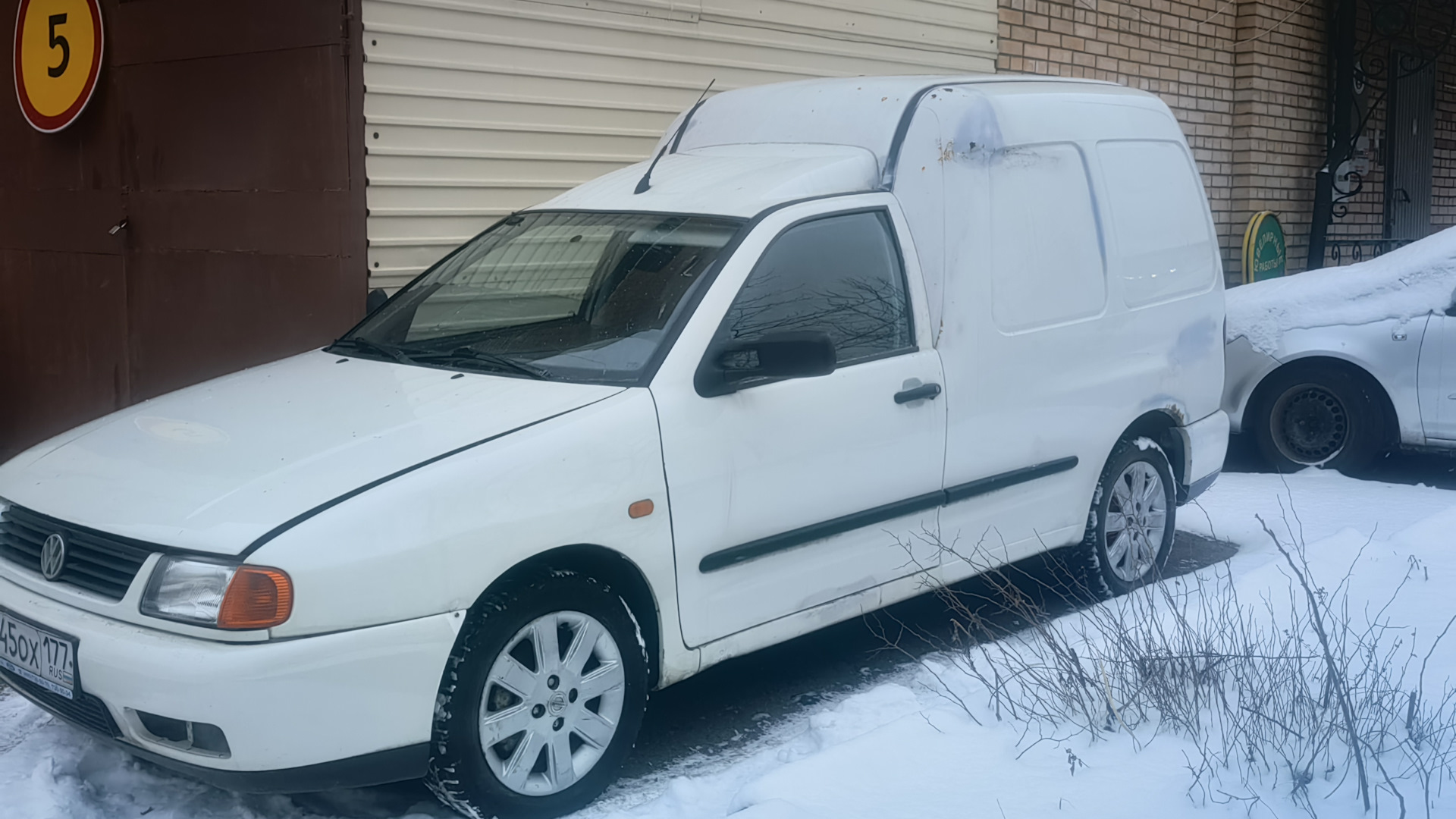 Volkswagen Caddy (2G) 1.9 дизельный 1998 | Весёлый молочник на DRIVE2