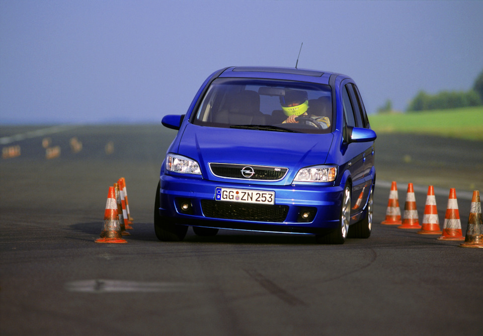 OPEL ZAFIRA A OPC. Часть 1. — DRIVE2