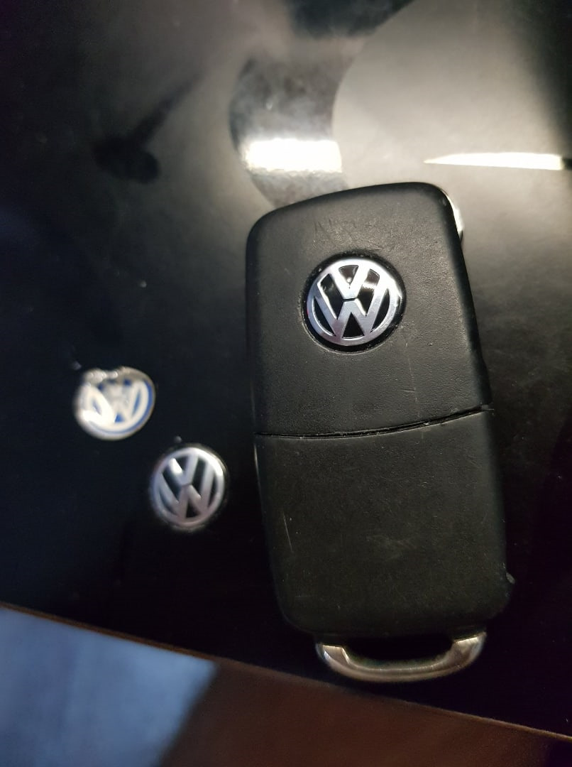 Наклейки на брелок VW — Volkswagen Golf Mk5, 1,6 л, 2004 года ...